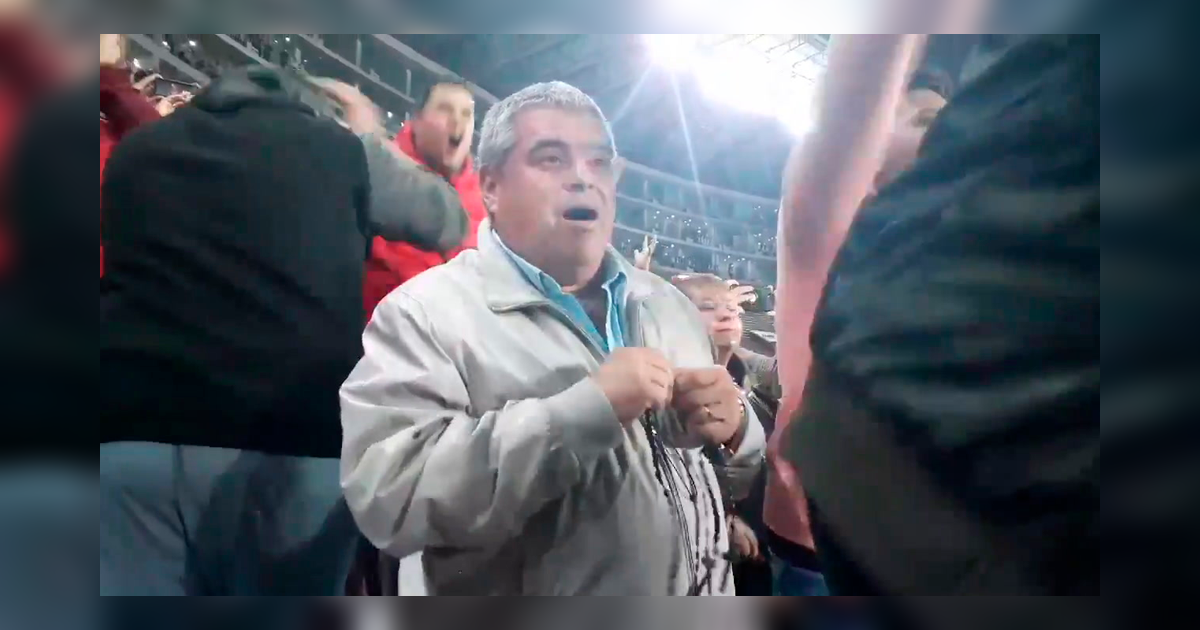 Papá de Aldo Corzo rezó en la previa del penal de Germán Denis ante ...