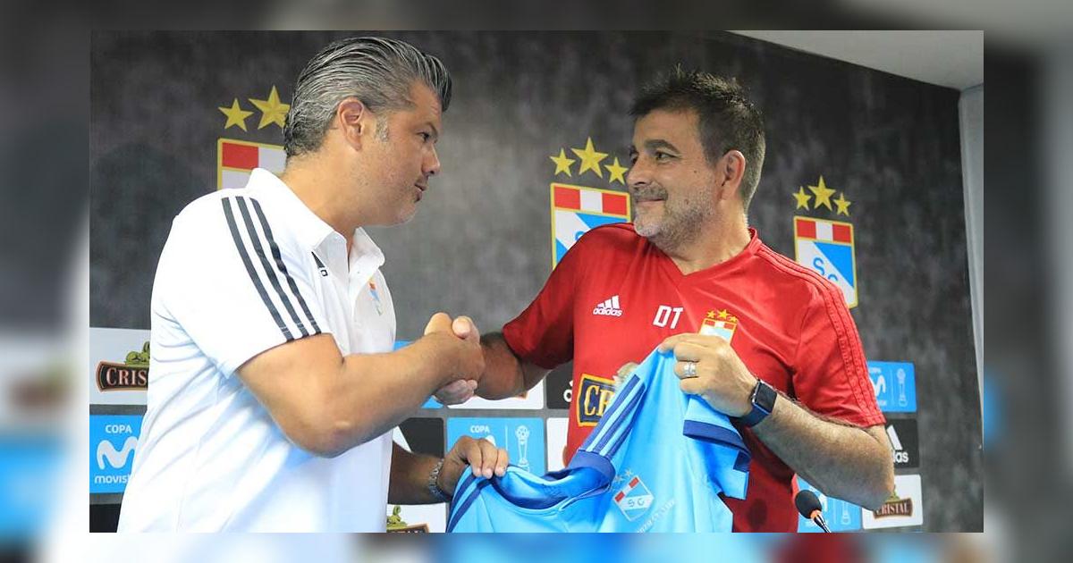 Carlos Benavides dejó la presidencia de Cristal y lo arrastraría a ...