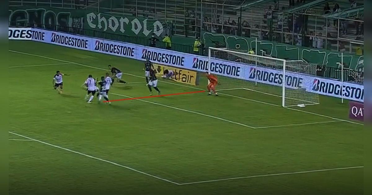 ¡No quiere entrar! Bordacahar le pegó al palo y Melgar sigue perdonando ...