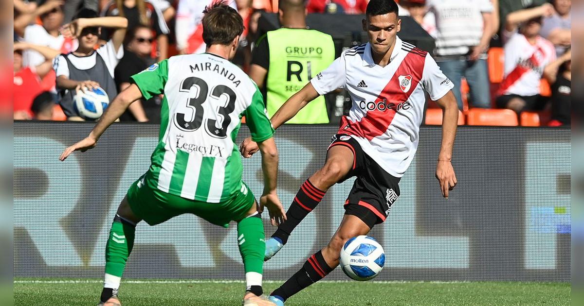 Resultado River vs Betis hoy con despedida de Javier Pinola y Marcelo ...