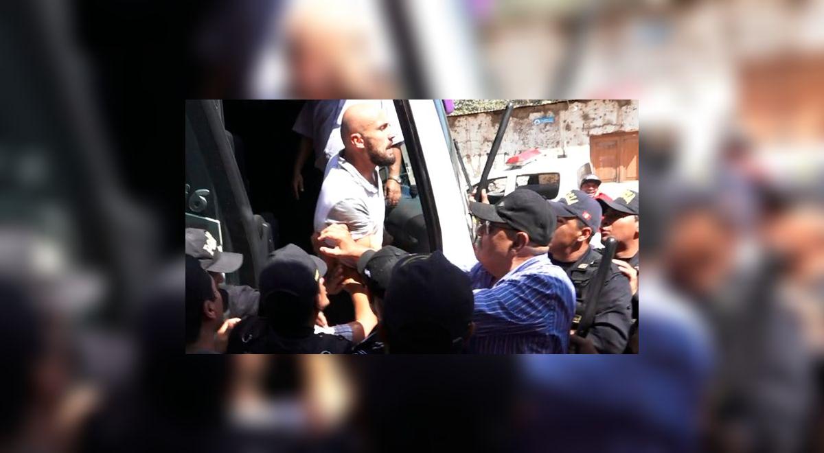 Juan Aurich: Mauricio Mazzetti casi se agarra a golpes con hinchas que ...