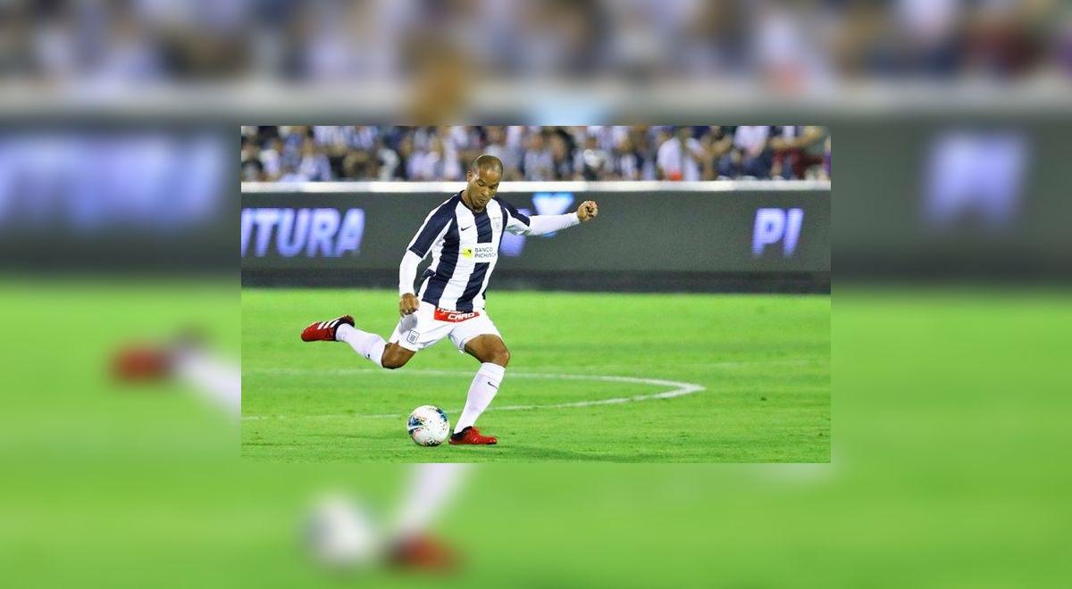 Alberto Rodríguez trabaja duro y le llena los ojos a Mario Salas