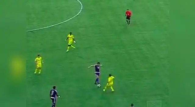 Kaká maravilla con doble huacha con taco incluido en la MLS [VIDEO]