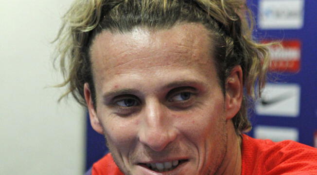 Diego Forlán ya es jugador del Inter de Milán