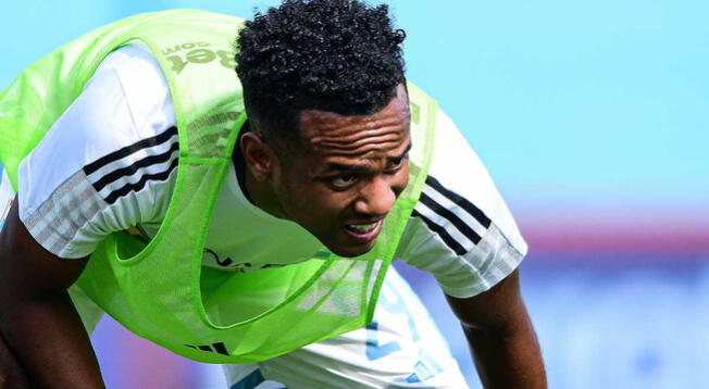 Sporting Cristal vs The Strongest Nilson Loyola y la razon por la que ...